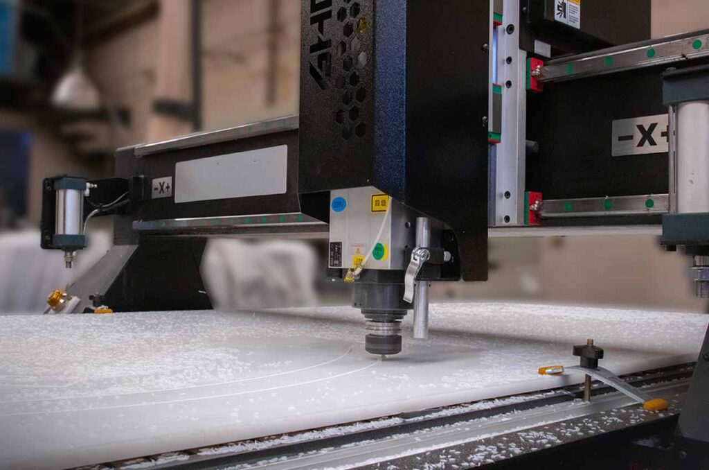 Corte con Router - Aqua Laser